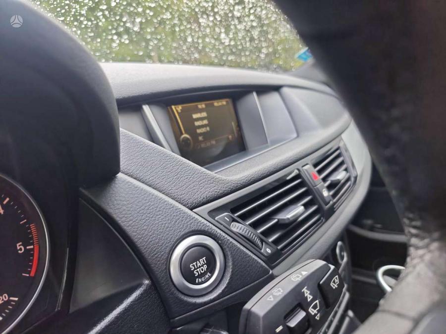 Melns BMW X1 2014 Kretinga, ar dzinēja tilpumu 2.00 L un nobraukumu 268 tūkst. km par 7899 €, foto 36 vietnē AUTOMOTO.COM.LV