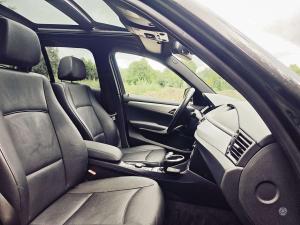 Melns BMW X1 2014 Kretinga, ar dzinēja tilpumu 2.00 L un nobraukumu 268 tūkst. km par 7899 €, foto 48 vietnē AUTOMOTO.COM.LV