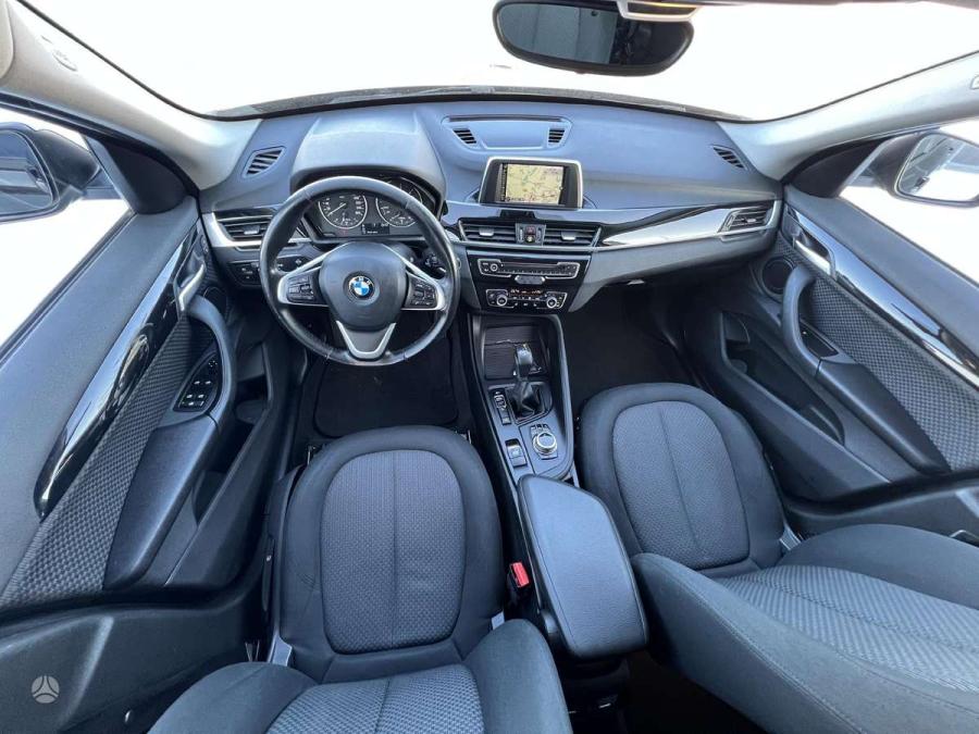 Black BMW X1 2017 in Siauliai, with an engine capacity of 2.00 L and mileage of 240 thousand km for 10800 €, photo 12 on AUTOMOTO.COM.LV