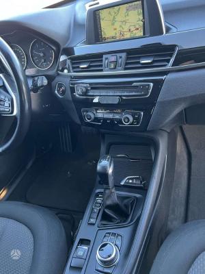 Black BMW X1 2017 in Siauliai, with an engine capacity of 2.00 L and mileage of 240 thousand km for 10800 €, photo 16 on AUTOMOTO.COM.LV