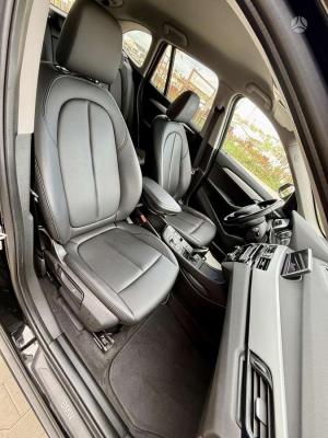Melns BMW X1 2021 Viļņa, ar dzinēja tilpumu 1.50 L un nobraukumu 204 tūkst. km par 14190 €, foto 12 vietnē AUTOMOTO.COM.LV