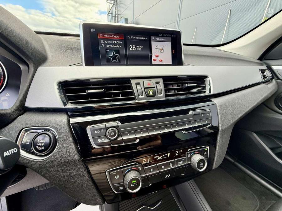 Melns BMW X1 2021 Viļņa, ar dzinēja tilpumu 1.50 L un nobraukumu 204 tūkst. km par 14190 €, foto 14 vietnē AUTOMOTO.COM.LV