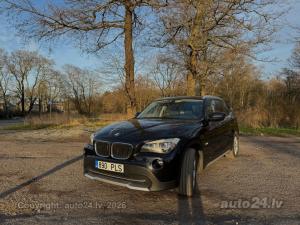 Melns BMW X1 2010 Tallina, ar dzinēja tilpumu 2.00 L un nobraukumu 373 tūkst. km par 7700 €, foto 2 vietnē AUTOMOTO.COM.LV