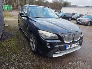 Black BMW X1 2011 in Tallinn, with an engine capacity of 2.00 L and mileage of 202 thousand km for 6999 €, photo 2 on AUTOMOTO.COM.LV