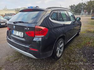 Black BMW X1 2011 in Tallinn, with an engine capacity of 2.00 L and mileage of 202 thousand km for 6999 €, photo 4 on AUTOMOTO.COM.LV