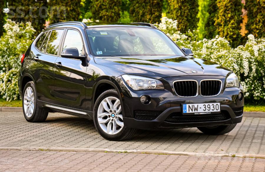 Black BMW X1 2012 in Jelgava, with an engine capacity of 2.00 L and mileage of 0 thousand km for 8250 €, photo 3 on AUTOMOTO.COM.LV
