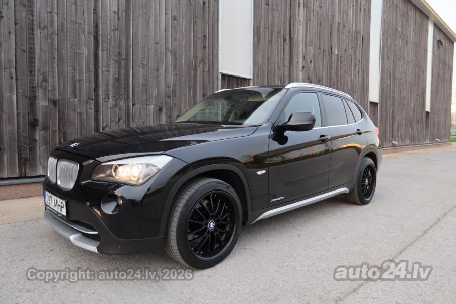 Melns BMW X1 2012 Mardu, ar dzinēja tilpumu 2.00 L un nobraukumu 230 tūkst. km par 10100 €, foto 8 vietnē AUTOMOTO.COM.LV