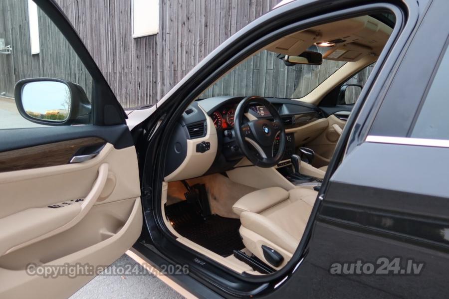 Melns BMW X1 2012 Mardu, ar dzinēja tilpumu 2.00 L un nobraukumu 230 tūkst. km par 10100 €, foto 15 vietnē AUTOMOTO.COM.LV