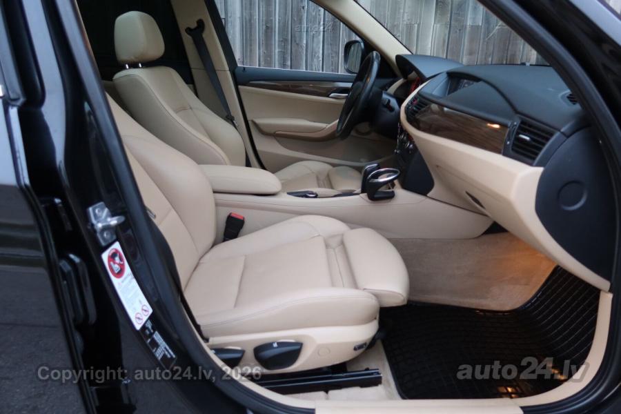 Melns BMW X1 2012 Mardu, ar dzinēja tilpumu 2.00 L un nobraukumu 230 tūkst. km par 10100 €, foto 20 vietnē AUTOMOTO.COM.LV