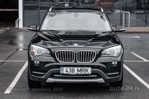 Melns BMW X1 2013 Tallina, ar dzinēja tilpumu 2.00 L un nobraukumu 137 tūkst. km par 11500 €, foto 1 vietnē AUTOMOTO.COM.LV