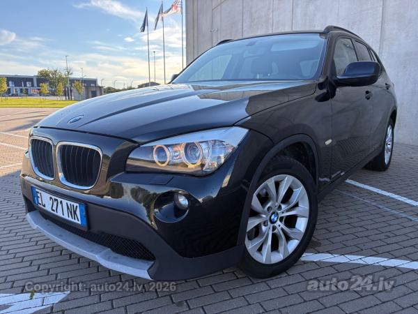 Melns BMW X1 2013 Tallina, ar dzinēja tilpumu 2.00 L un nobraukumu 229 tūkst. km par 6199 €, foto 2 vietnē AUTOMOTO.COM.LV