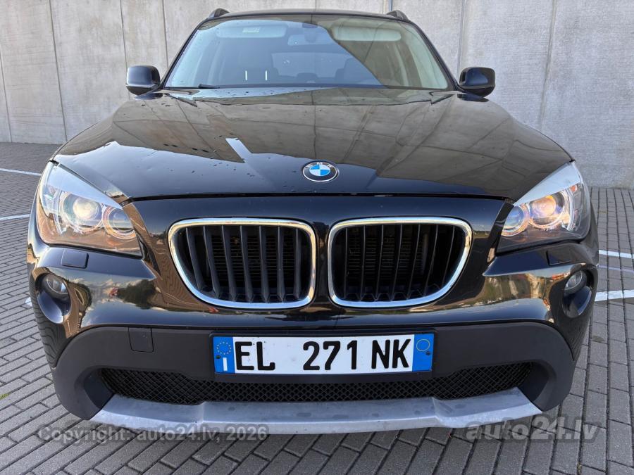 Black BMW X1 2013 in Tallinn, with an engine capacity of 2.00 L and mileage of 229 thousand km for 6199 €, photo 16 on AUTOMOTO.COM.LV