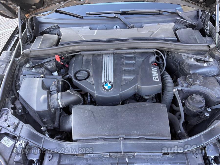 Black BMW X1 2013 in Tallinn, with an engine capacity of 2.00 L and mileage of 229 thousand km for 6199 €, photo 22 on AUTOMOTO.COM.LV