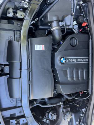 Black BMW X1 2013 in Tallinn, with an engine capacity of 2.00 L and mileage of 190 thousand km for 10500 €, photo 7 on AUTOMOTO.COM.LV