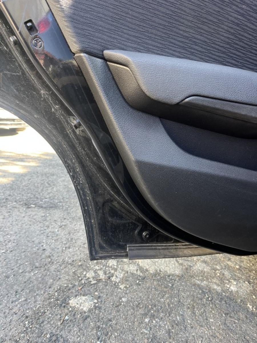 Black BMW X1 2013 in Tallinn, with an engine capacity of 2.00 L and mileage of 190 thousand km for 10500 €, photo 26 on AUTOMOTO.COM.LV