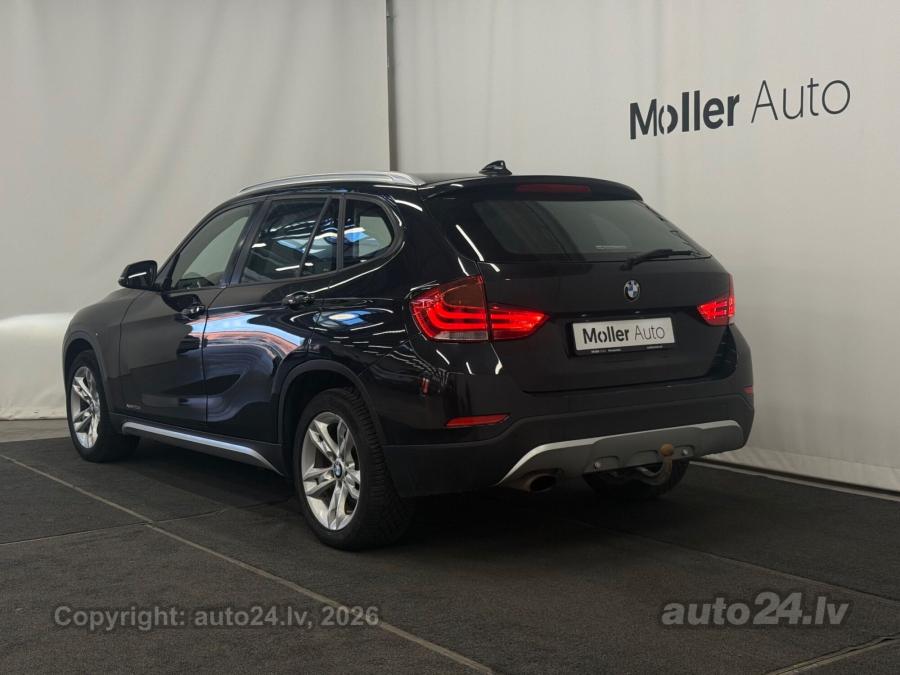 Melns BMW X1 2014 Tallina, ar dzinēja tilpumu 2.00 L un nobraukumu 221 tūkst. km par 9490 €, foto 3 vietnē AUTOMOTO.COM.LV