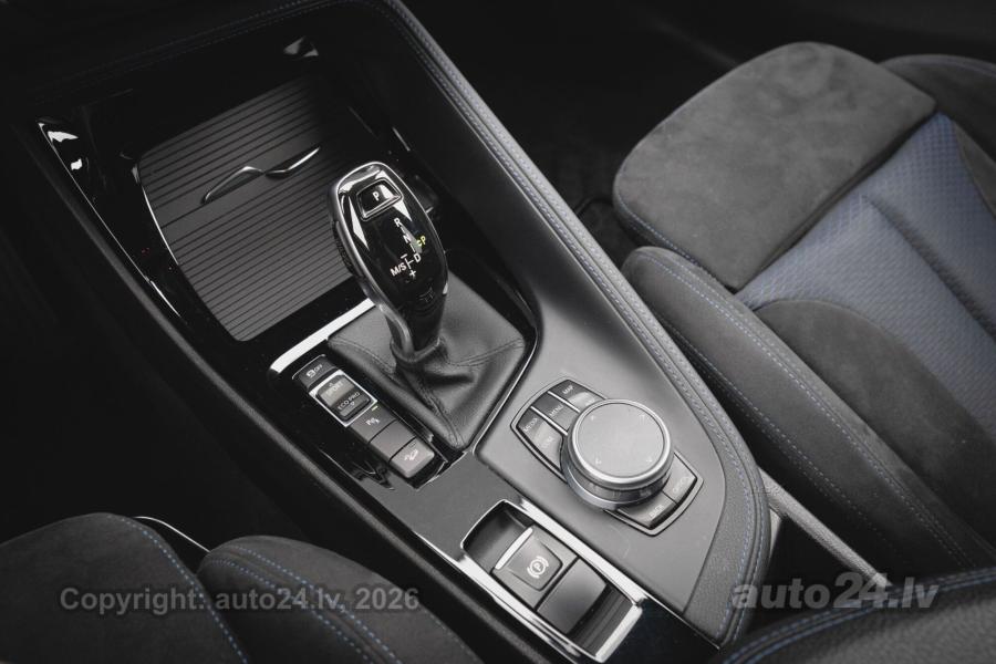 Melns BMW X1 2017 Tartu, ar dzinēja tilpumu 2.00 L un nobraukumu 156 tūkst. km par 20900 €, foto 22 vietnē AUTOMOTO.COM.LV
