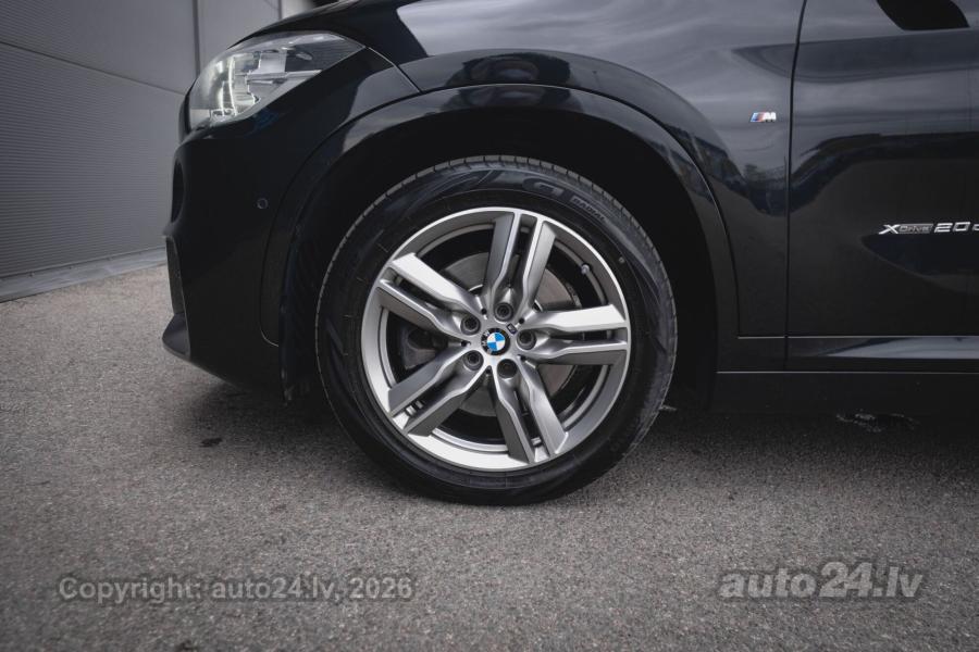Melns BMW X1 2017 Tartu, ar dzinēja tilpumu 2.00 L un nobraukumu 156 tūkst. km par 20900 €, foto 25 vietnē AUTOMOTO.COM.LV