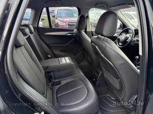 Melns BMW X1 2017 Tallina, ar dzinēja tilpumu 2.00 L un nobraukumu 290 tūkst. km par 9990 €, foto 10 vietnē AUTOMOTO.COM.LV