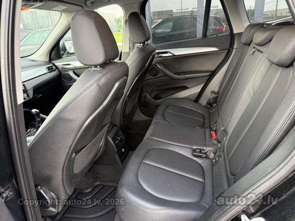 Melns BMW X1 2017 Tallina, ar dzinēja tilpumu 2.00 L un nobraukumu 290 tūkst. km par 9990 €, foto 10 vietnē AUTOMOTO.COM.LV