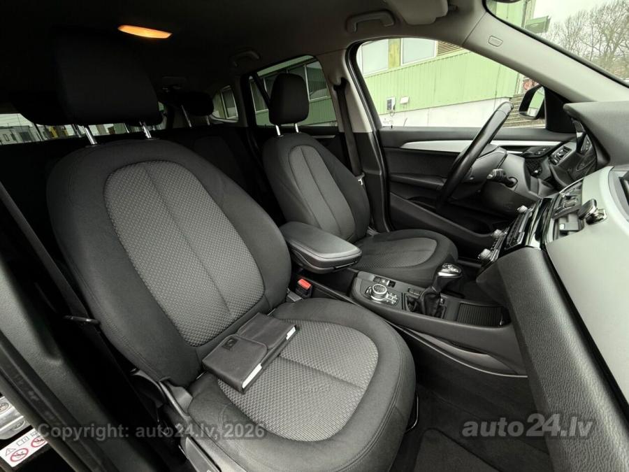 Black BMW X1 2018 in Tartu, with an engine capacity of 2.00 L and mileage of 206 thousand km for 15499 €, photo 17 on AUTOMOTO.COM.LV