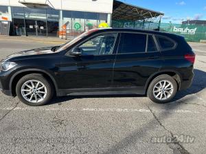 Black BMW X1 2019 in Tallinn, with an engine capacity of 1.50 L and mileage of 61 thousand km for 18000 €, photo 3 on AUTOMOTO.COM.LV