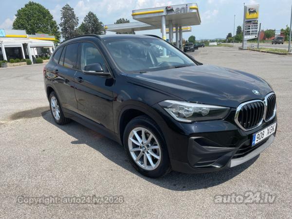 Melns BMW X1 2020 Rakvere, ar dzinēja tilpumu 1.50 L un nobraukumu 115 tūkst. km par 20999 €, foto 3 vietnē AUTOMOTO.COM.LV
