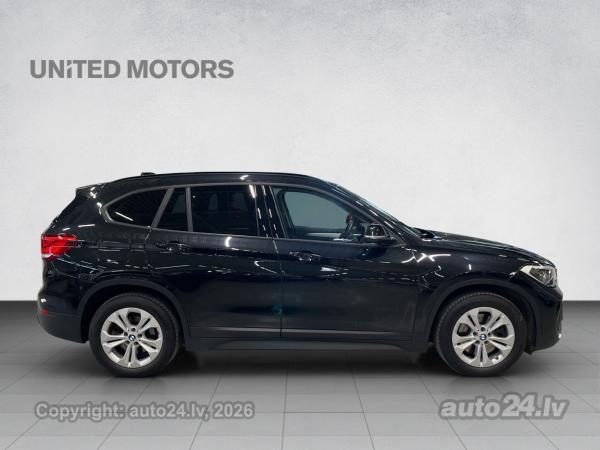 Black BMW X1 2021 in Tallinn, with an engine capacity of 1.50 L and mileage of 60 thousand km for 23900 €, photo 7 on AUTOMOTO.COM.LV