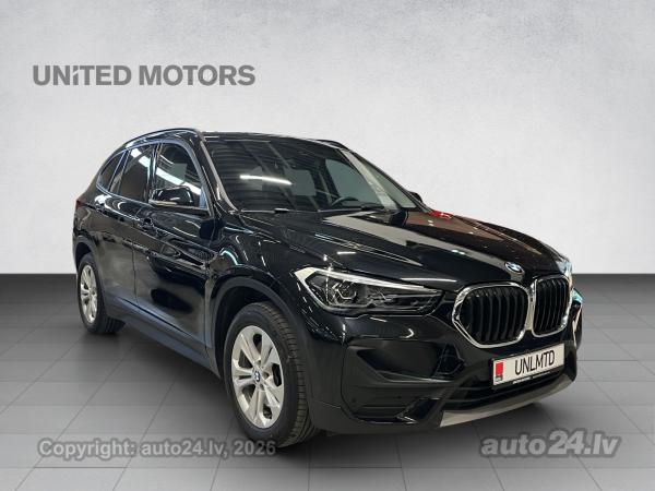 Black BMW X1 2021 in Tallinn, with an engine capacity of 1.50 L and mileage of 60 thousand km for 23900 €, photo 8 on AUTOMOTO.COM.LV