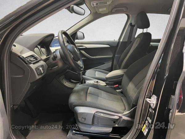 Black BMW X1 2021 in Tallinn, with an engine capacity of 1.50 L and mileage of 60 thousand km for 23900 €, photo 9 on AUTOMOTO.COM.LV