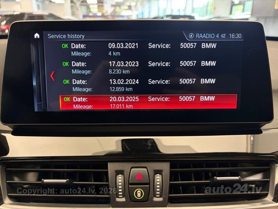 Melns BMW X1 2021 Tallina, ar dzinēja tilpumu 1.50 L un nobraukumu 36 tūkst. km par 26900 €, foto 15 vietnē AUTOMOTO.COM.LV