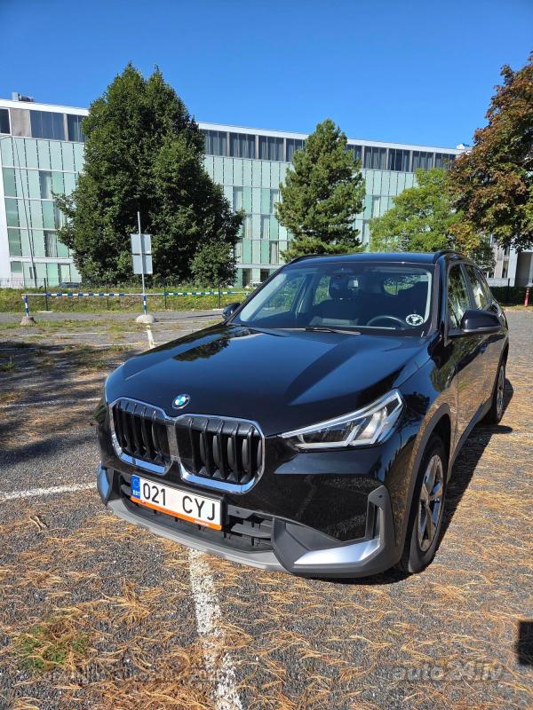 Black BMW X1 2023 in Tallinn, with an engine capacity of 2.00 L and mileage of 47 thousand km for 29500 €, photo 1 on AUTOMOTO.COM.LV