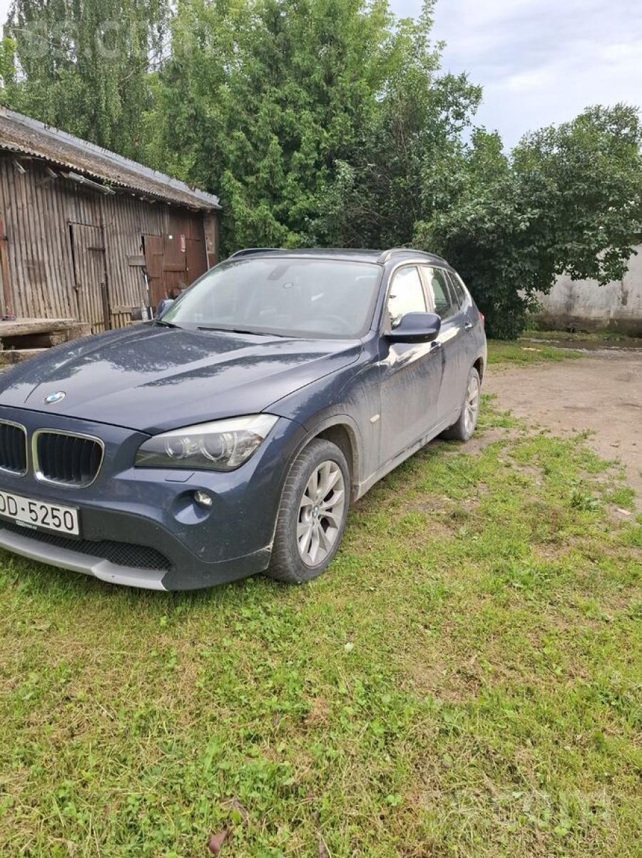 Zils BMW X1 2010 Bauska, ar dzinēja tilpumu 2.00 L un nobraukumu 217 tūkst. km par 7500 €, foto 3 vietnē AUTOMOTO.COM.LV