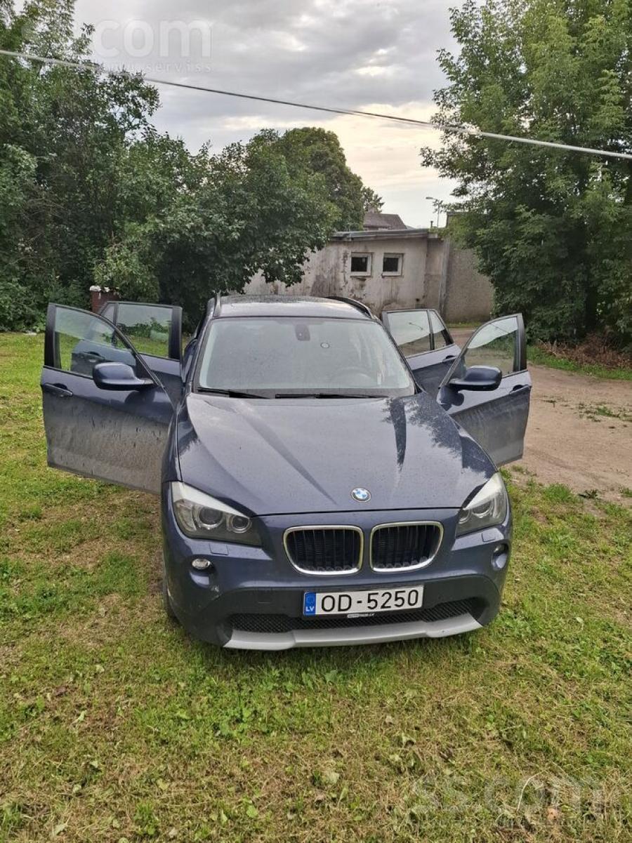 Zils BMW X1 2010 Bauska, ar dzinēja tilpumu 2.00 L un nobraukumu 217 tūkst. km par 7500 €, foto 9 vietnē AUTOMOTO.COM.LV