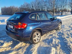 Zils BMW X1 2010 Kauņa, ar dzinēja tilpumu 2.00 L un nobraukumu 299 tūkst. km par 5699 €, foto 3 vietnē AUTOMOTO.COM.LV