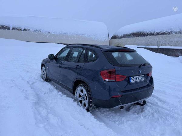 Blue BMW X1 2010 in Panevezys, with an engine capacity of 2.00 L and mileage of 215 thousand km for 5950 €, photo 7 on AUTOMOTO.COM.LV