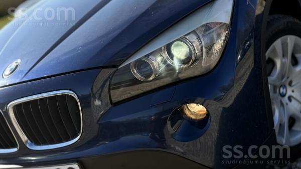 Zils BMW X1 2010 Jelgava, ar dzinēja tilpumu 2.00 L un nobraukumu 256 tūkst. km par 4990 €, foto 5 vietnē AUTOMOTO.COM.LV