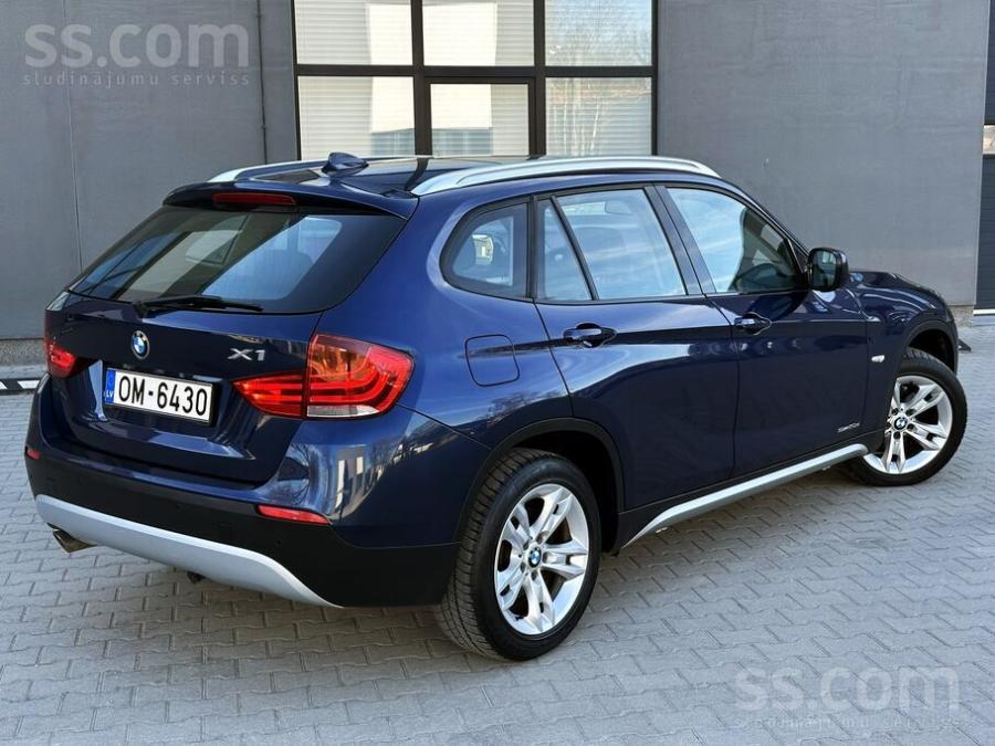 Zils BMW X1 2010 Rīga, ar dzinēja tilpumu 2.00 L un nobraukumu 260 tūkst. km par 7900 €, foto 8 vietnē AUTOMOTO.COM.LV