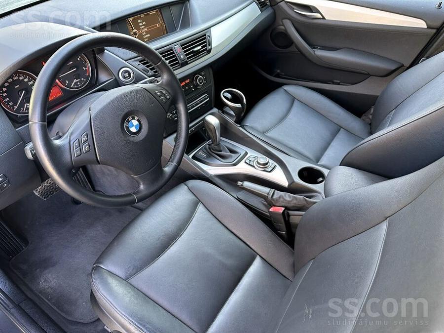 Zils BMW X1 2010 Rīga, ar dzinēja tilpumu 2.00 L un nobraukumu 260 tūkst. km par 7900 €, foto 11 vietnē AUTOMOTO.COM.LV