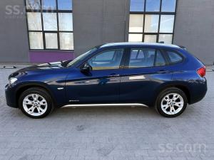 Zils BMW X1 2010 Rīga, ar dzinēja tilpumu 2.00 L un nobraukumu 260 tūkst. km par 7900 €, foto 27 vietnē AUTOMOTO.COM.LV