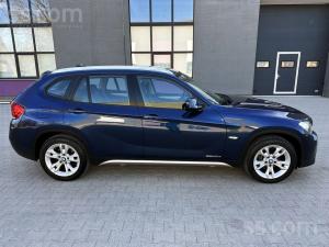 Zils BMW X1 2010 Rīga, ar dzinēja tilpumu 2.00 L un nobraukumu 260 tūkst. km par 7900 €, foto 28 vietnē AUTOMOTO.COM.LV