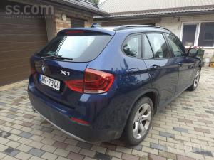 Zils BMW X1 2010 Rīga, ar dzinēja tilpumu 2.00 L un nobraukumu 129 tūkst. km par 8000 €, foto 8 vietnē AUTOMOTO.COM.LV