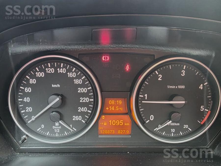 Zils BMW X1 2010 Rīga, ar dzinēja tilpumu 2.00 L un nobraukumu 129 tūkst. km par 8000 €, foto 10 vietnē AUTOMOTO.COM.LV