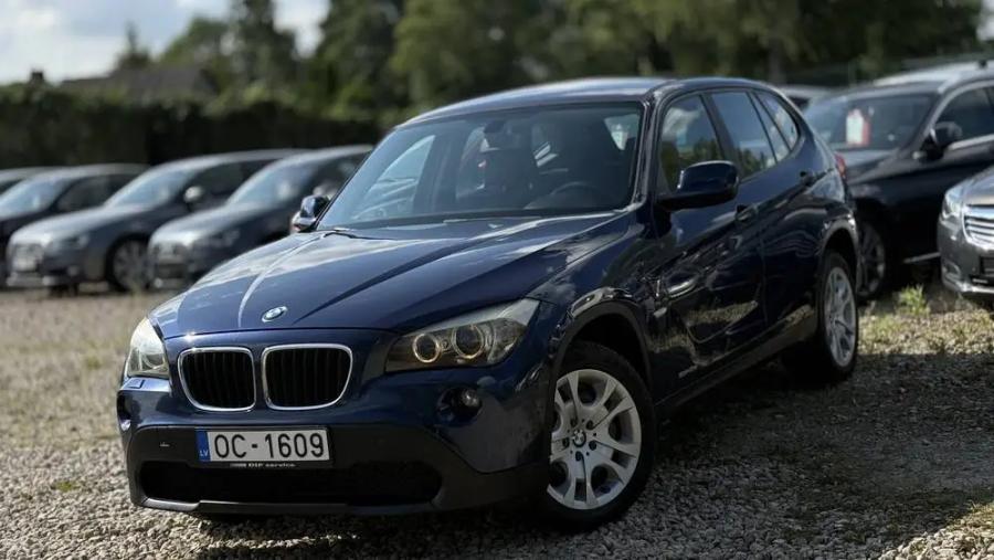 Zils BMW X1 2010 Jelgava, ar dzinēja tilpumu 2.00 L un nobraukumu 256 tūkst. km par 4690 €, foto 3 vietnē AUTOMOTO.COM.LV