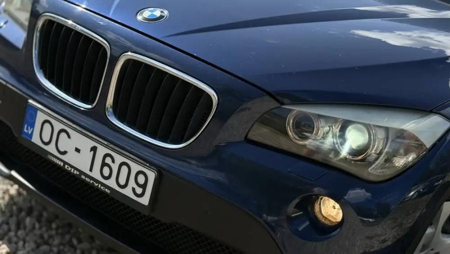 Zils BMW X1 2010 Jelgava, ar dzinēja tilpumu 2.00 L un nobraukumu 256 tūkst. km par 4690 €, foto 6 vietnē AUTOMOTO.COM.LV