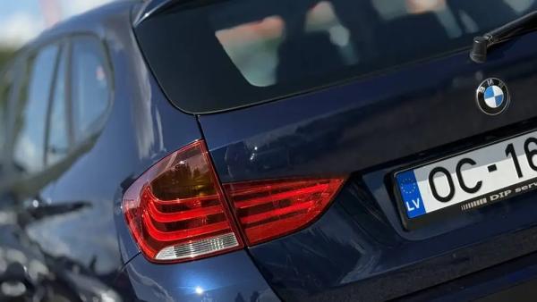Zils BMW X1 2010 Jelgava, ar dzinēja tilpumu 2.00 L un nobraukumu 256 tūkst. km par 4690 €, foto 6 vietnē AUTOMOTO.COM.LV