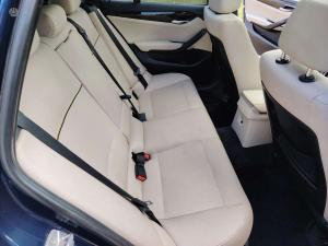 Zils BMW X1 2010 Birštonas, ar dzinēja tilpumu 2.00 L un nobraukumu 320 tūkst. km par 3999 €, foto 9 vietnē AUTOMOTO.COM.LV