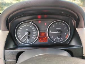 Zils BMW X1 2010 Birštonas, ar dzinēja tilpumu 2.00 L un nobraukumu 320 tūkst. km par 3999 €, foto 19 vietnē AUTOMOTO.COM.LV