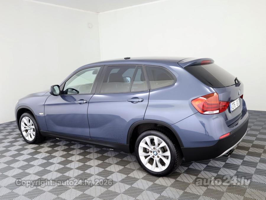 Zils BMW X1 2010 Tallina, ar dzinēja tilpumu 3.00 L un nobraukumu 299 tūkst. km par 3999 €, foto 5 vietnē AUTOMOTO.COM.LV