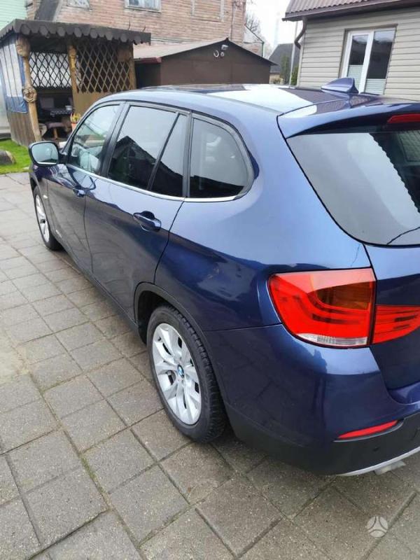 Zils BMW X1 2011 Šauļi, ar dzinēja tilpumu 2.00 L un nobraukumu 299 tūkst. km par 7500 €, foto 2 vietnē AUTOMOTO.COM.LV